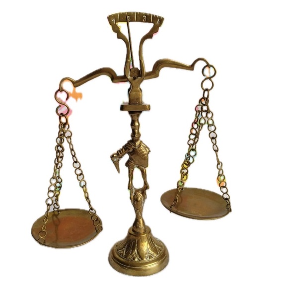 Art | Vintage Gold Balance Scale Decor Vintage Brass Knight Scale ...